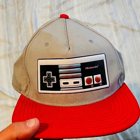 Nintendo | Accessories | One Size Fits All Snapback Nintendo Controller ...